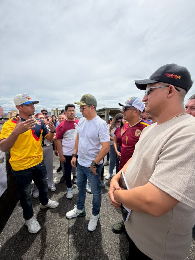 Alcalde Yanys Agüero inspecciona mercados de Iribarren y acuerda plan ...